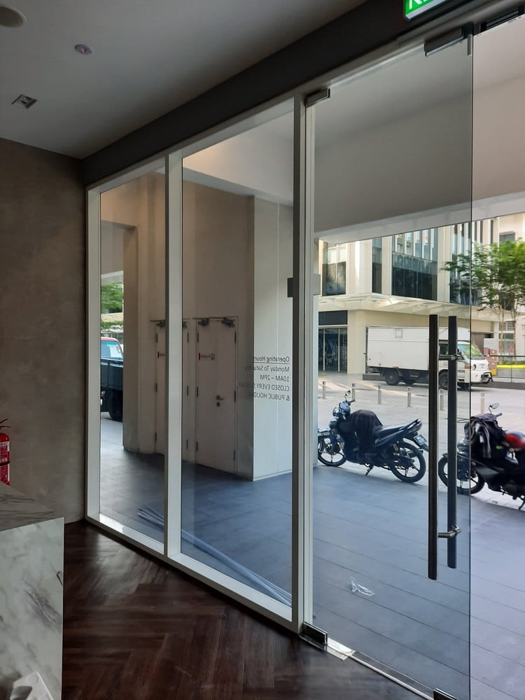 Shopfront & Curtain Wall – HK Glass & Aluminium Sdn Bhd