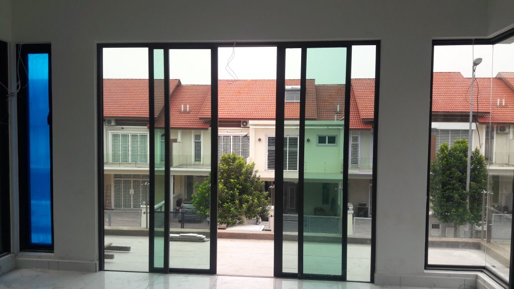 Aluminium High Performance Door – HK Glass & Aluminium Sdn Bhd
